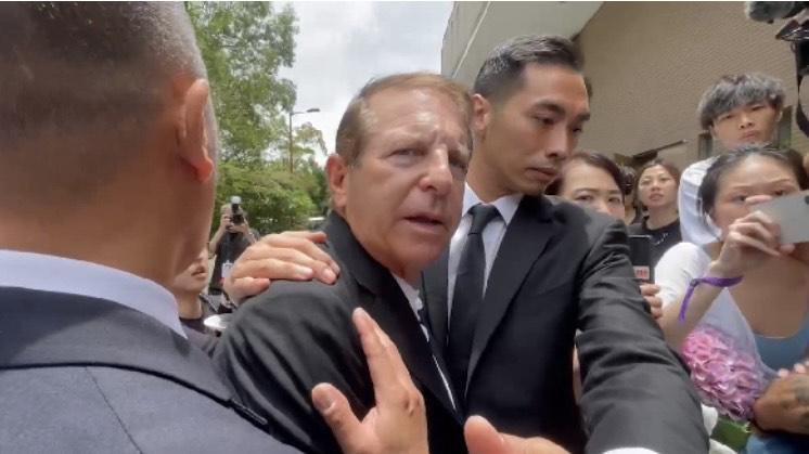 李玟Coco逝世｜友人曝Coco丈夫Bruce在靈堂「受不公平對待」感難堪 | am730